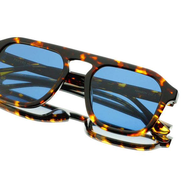 Addison Crystal Tortoise Gray - MILWORKS